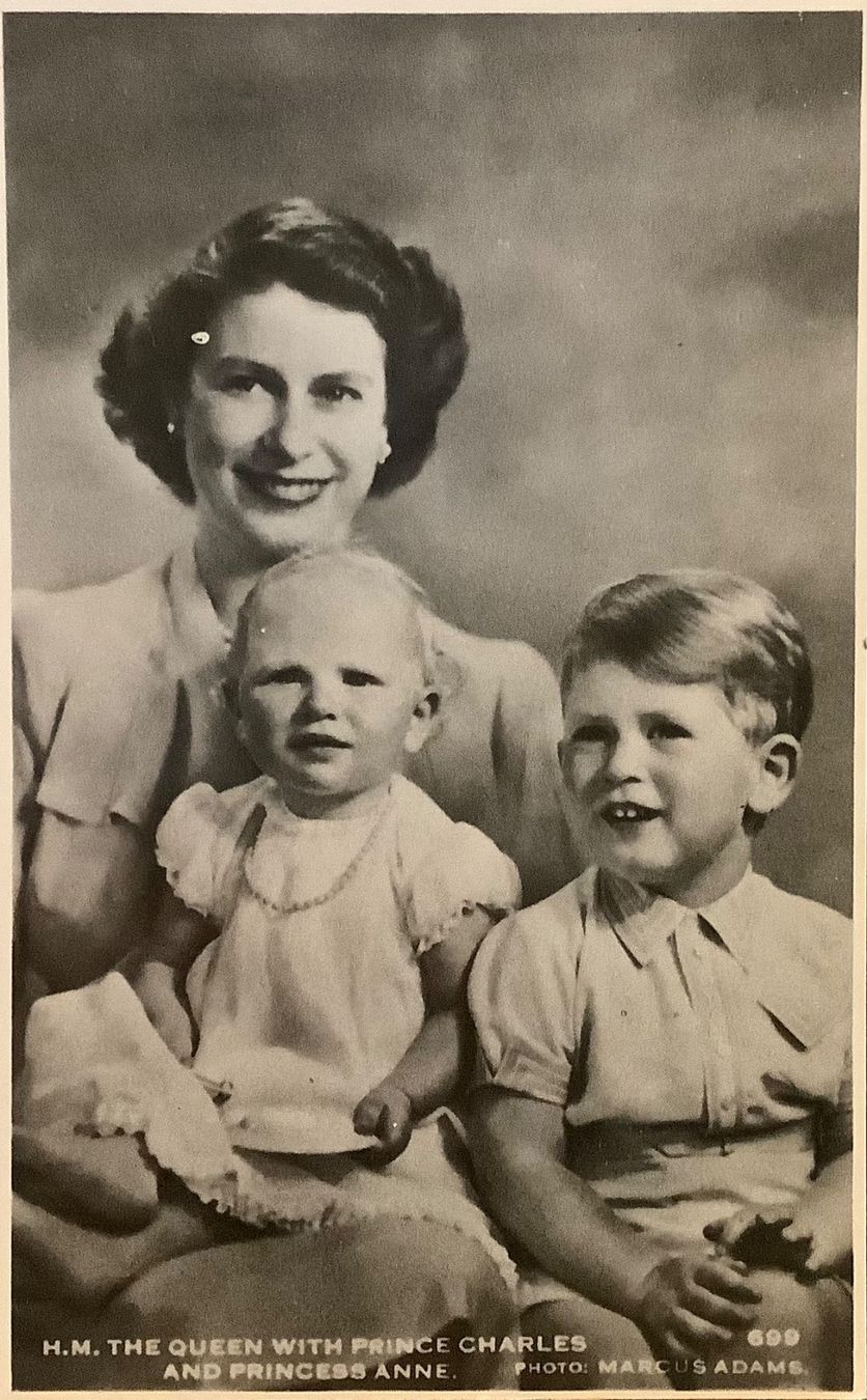 QUEEN ELIZABETH II mit Charles & Anne - Royal Family London (Gebraucht ...