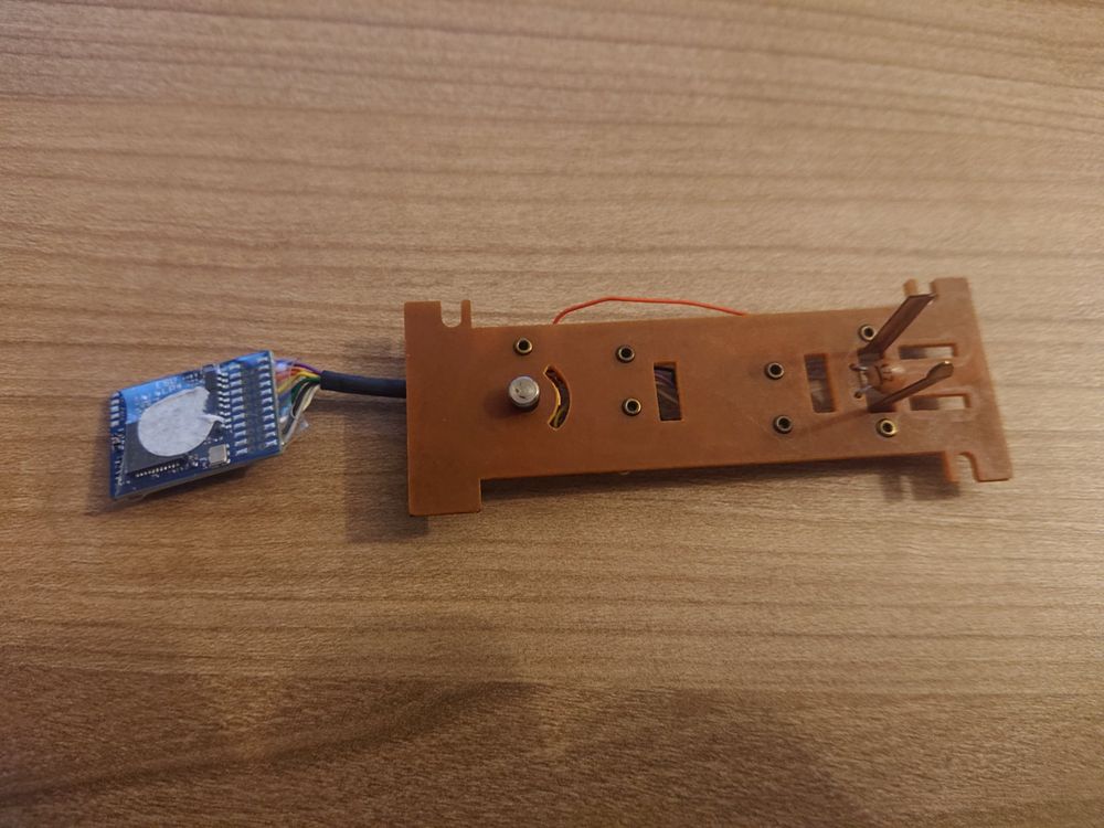 Roco Ae 6/6 Platine mit ESU DCC Lokpilot 4 Digital Decoder (Gebraucht ...