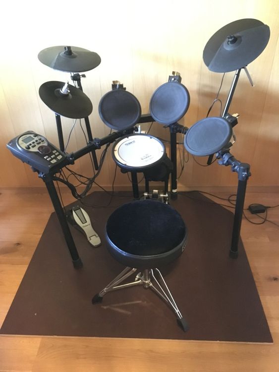 Roland TD-11 E-Drum Set (Gebraucht) in Meikirch für CHF 390 – nur ...