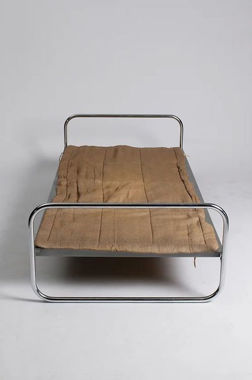 Alfred Roth Bett Embru Stahlrohrbett Le Corbusier (Gebraucht) in Zürich ...