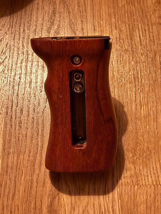 SmallRig Wooden Univ Side Handle (Gebraucht) in Zürich für CHF 49 – mit ...