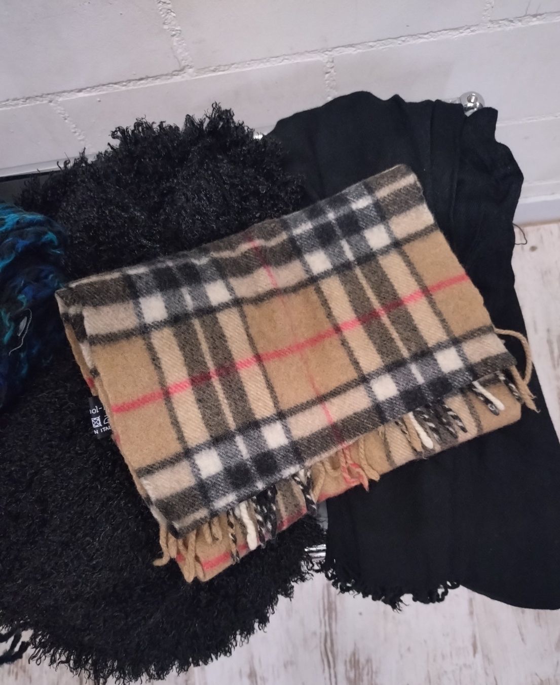Winter Schal Set, verschiedene Materialien, Top Zustand! (Gebraucht) in ...