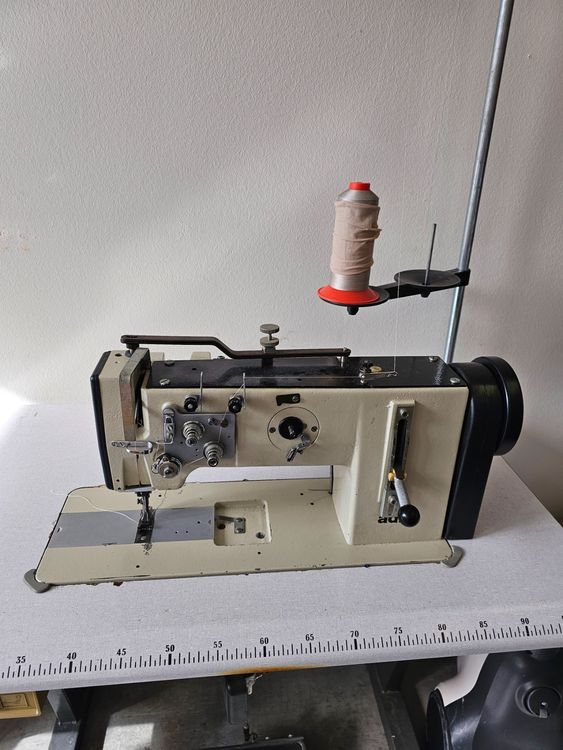 Adler 167 Zweinadel Sattler,-Leder polster maschine (Gebraucht) in für ...