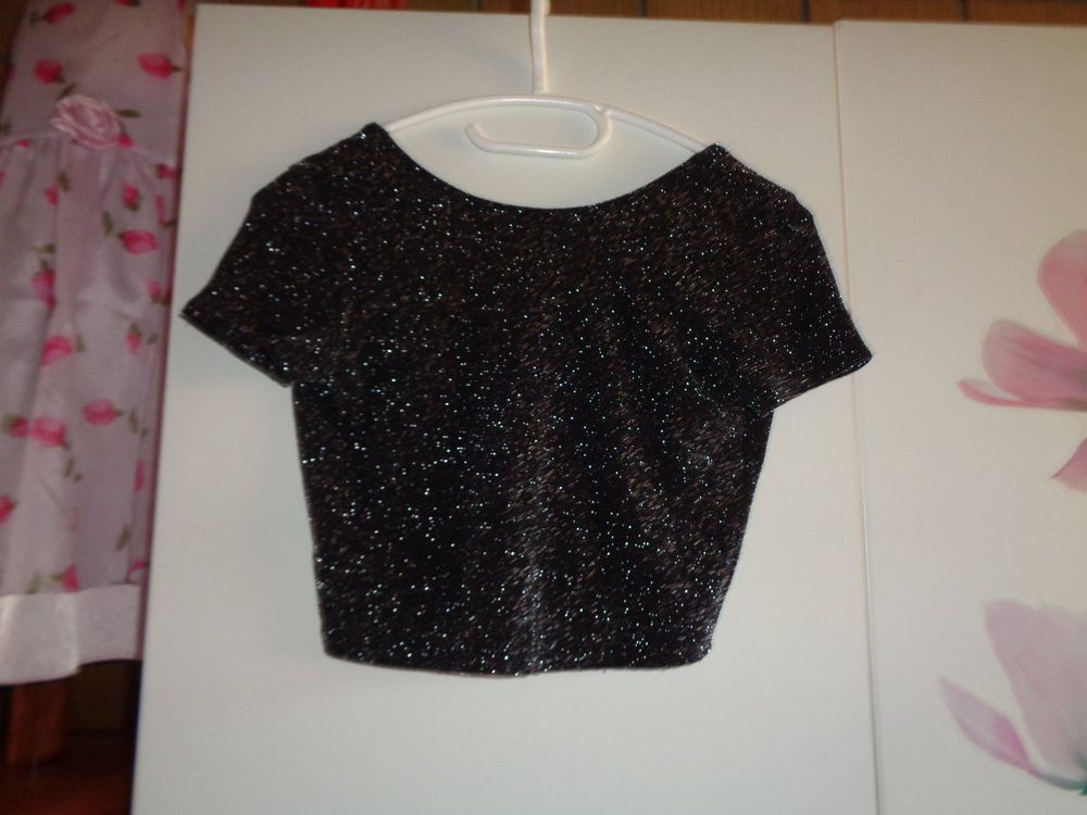 Glitzer Top *** / schön auch am Rücken (Gebraucht) in Othmarsingen für ...