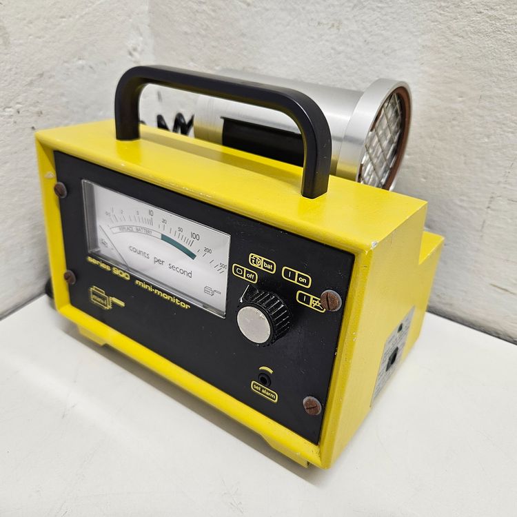 Mini-Monitor Series 900 Geigerzähler (Gebraucht) in Niederdorf für CHF ...