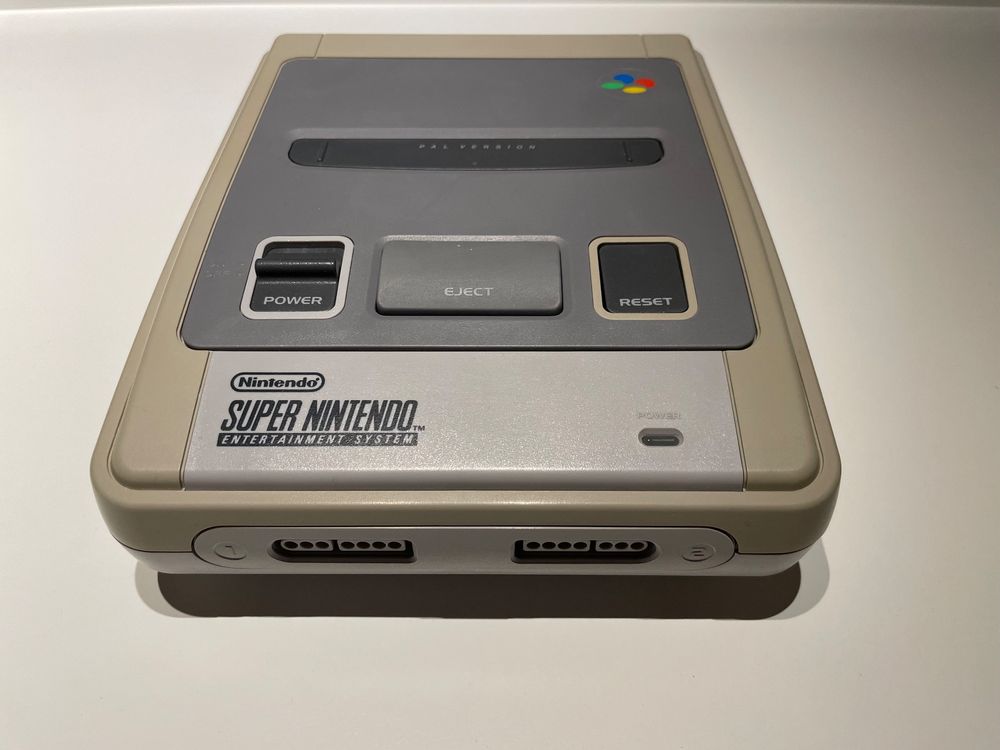Super Nintendo Konsole (Gebraucht) in für CHF 50 – mit Lieferung auf ...