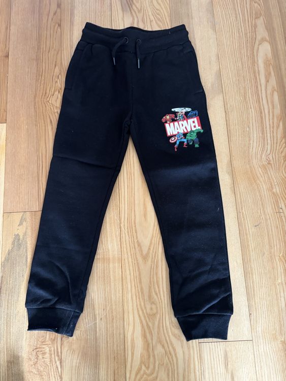 Marvel hose (Neu (gemäss Beschreibung)) in Itingen für CHF 5 – mit ...
