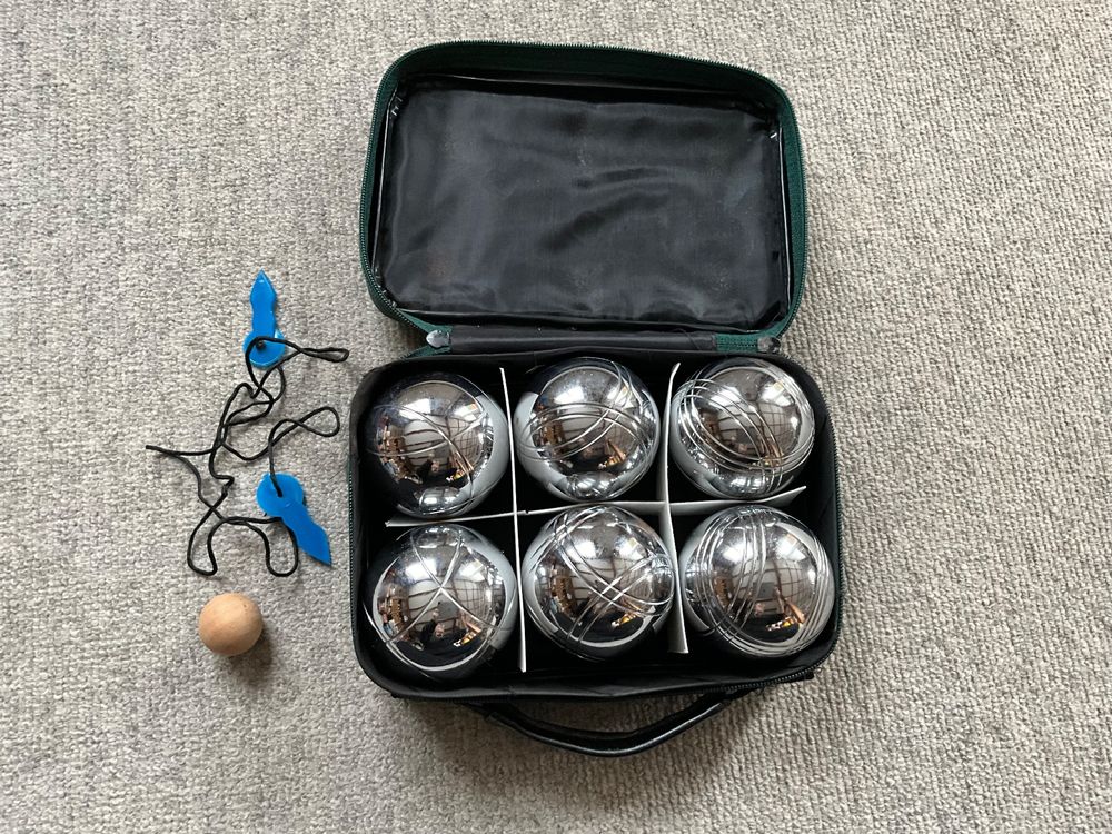 sehr schönes Boule Set (Gebraucht) in Jona für CHF 20 – mit Lieferung ...