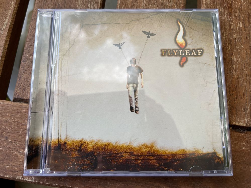 Flyleaf (Gebraucht) in Heitenried für CHF 1 – mit Lieferung auf Ricardo ...