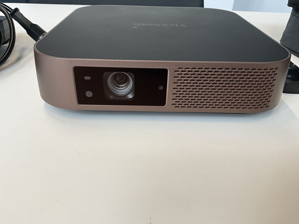 Viewsonic M2 mobiler Beamer (Gebraucht) in Thalwil für CHF 295 – mit ...