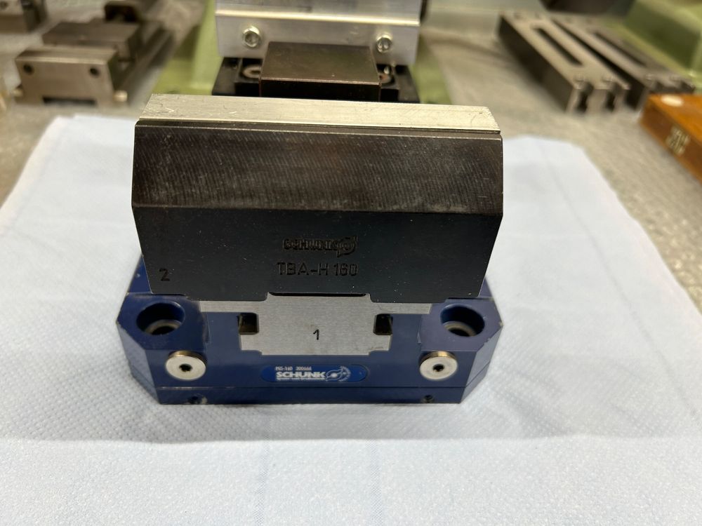 Schunk Germany Kraftspannblock (Gebraucht) in Rünenberg für CHF 555 ...