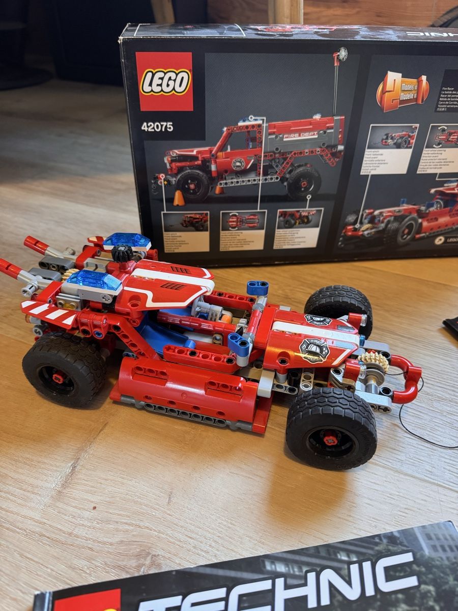 Lego Technic Fiest Responder 42075 (Gebraucht) in Buchs SG für CHF 59 ...
