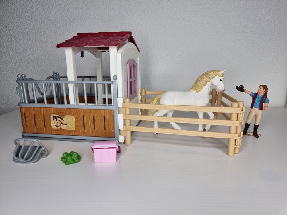 Schleich Pferdebox mit Pferd und Pflegerin (Gebraucht) in Root für CHF 17 – mit Lieferung auf ...