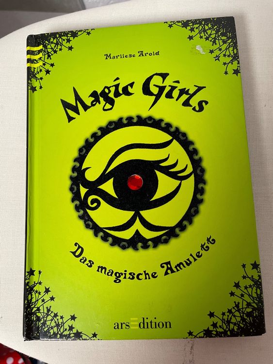 Buch Magic Girls (Gebraucht) in Bettlach für CHF 5 – mit Lieferung auf ...
