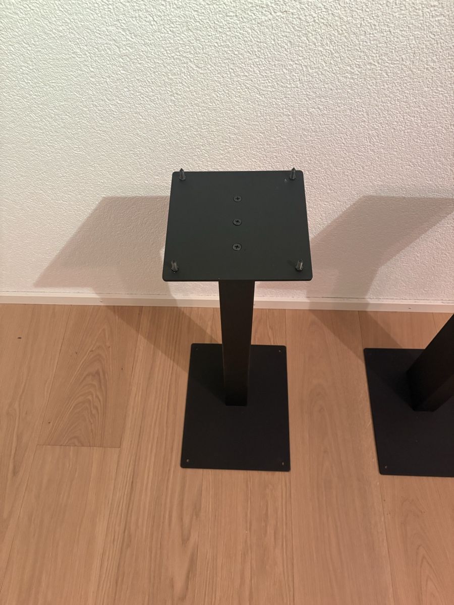 Design Lautsprecher Metall-Standfuss for Piega, Revox, B&W (Gebraucht ...