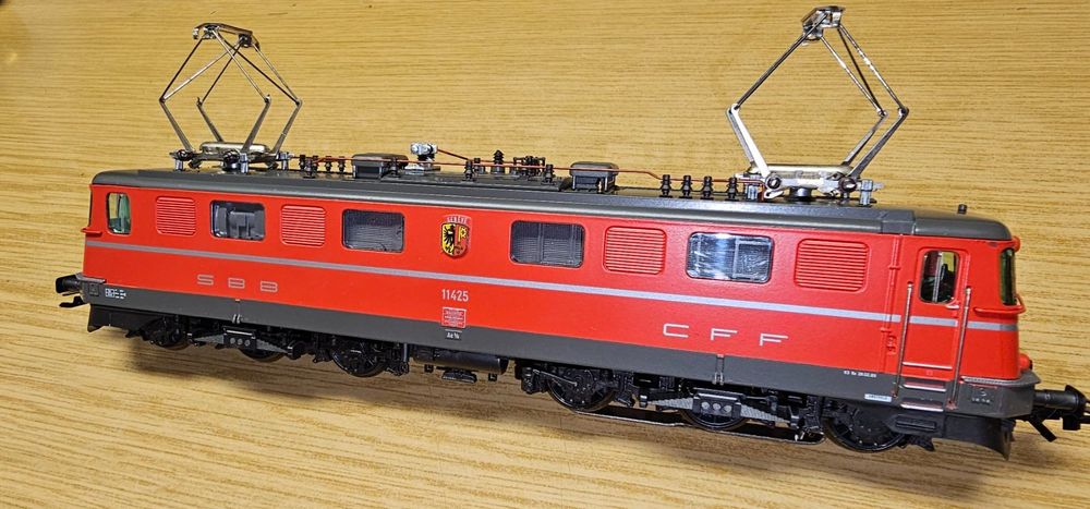 Märklin 3336 E-Lok Ae 6/6 Kanton Genf SBB H0 WS Analog OVP (Neu (gemäss ...
