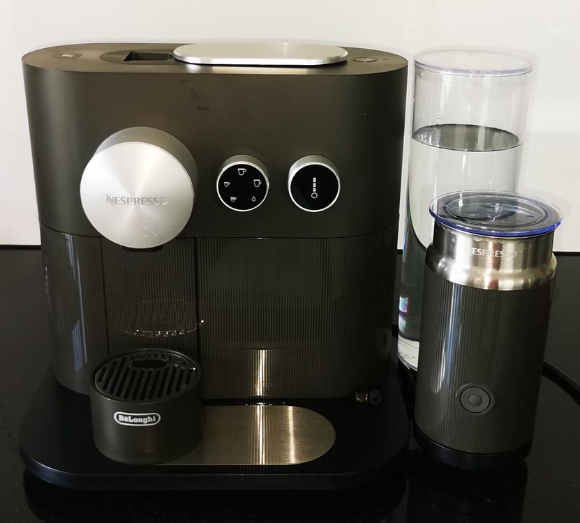 Nespresso Expert (De Longhi) (Gebraucht) in Baar für CHF 10 – mit ...