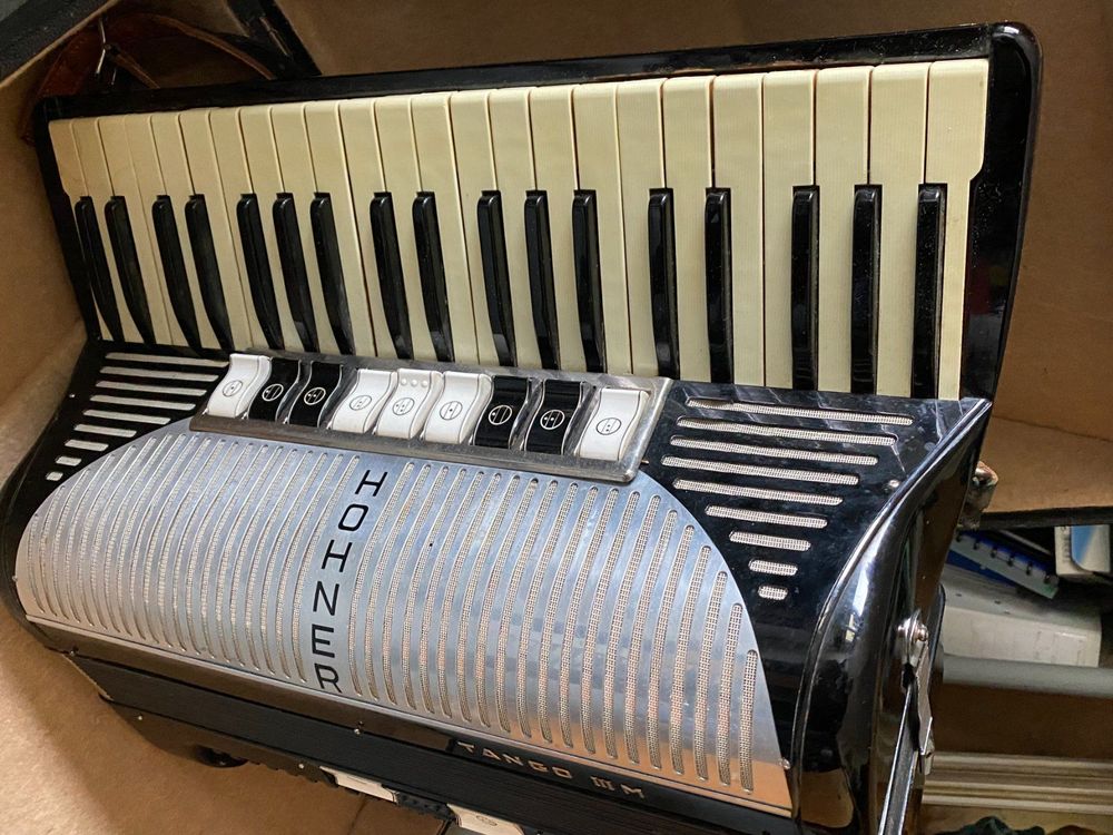 Akkordeon Hohner Tango | Kaufen auf Ricardo