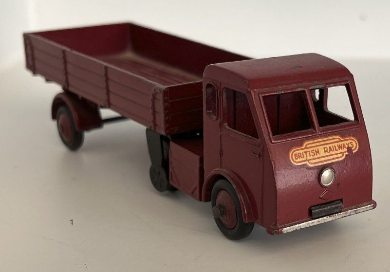 Dinky Toys No 30 W (England) (Gebraucht) in Fulenbach für CHF 33 – mit ...