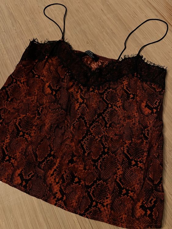 ALLES AB CHF 1.00!! - Gr. XS mit Spitze Bershka Top | Kaufen auf Ricardo