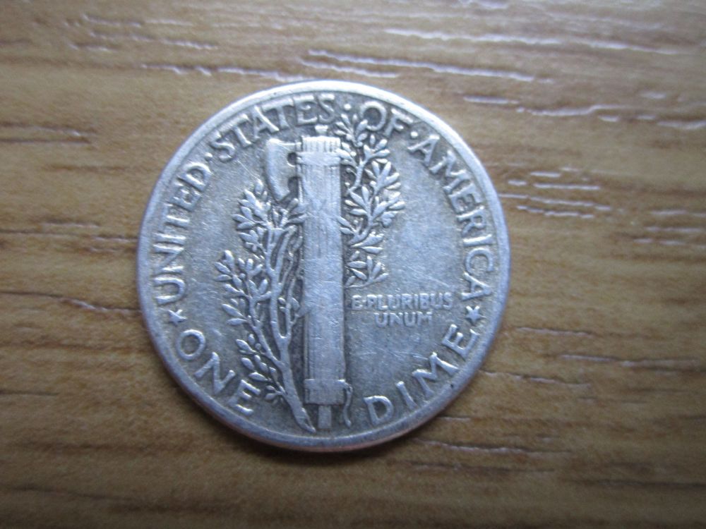 One Dime 1945 USA (Gebraucht) in Heimberg für CHF 2 – mit Lieferung auf ...