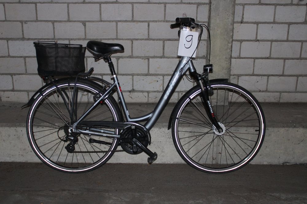 Velo 9 (Defekt) in Winterthur für CHF 133 – nur Abholung auf Ricardo kaufen