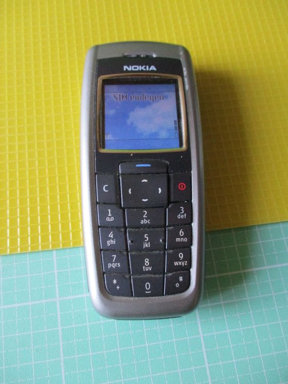 NOKIA HANDY 2600 - ca. 20 jährig | Kaufen auf Ricardo