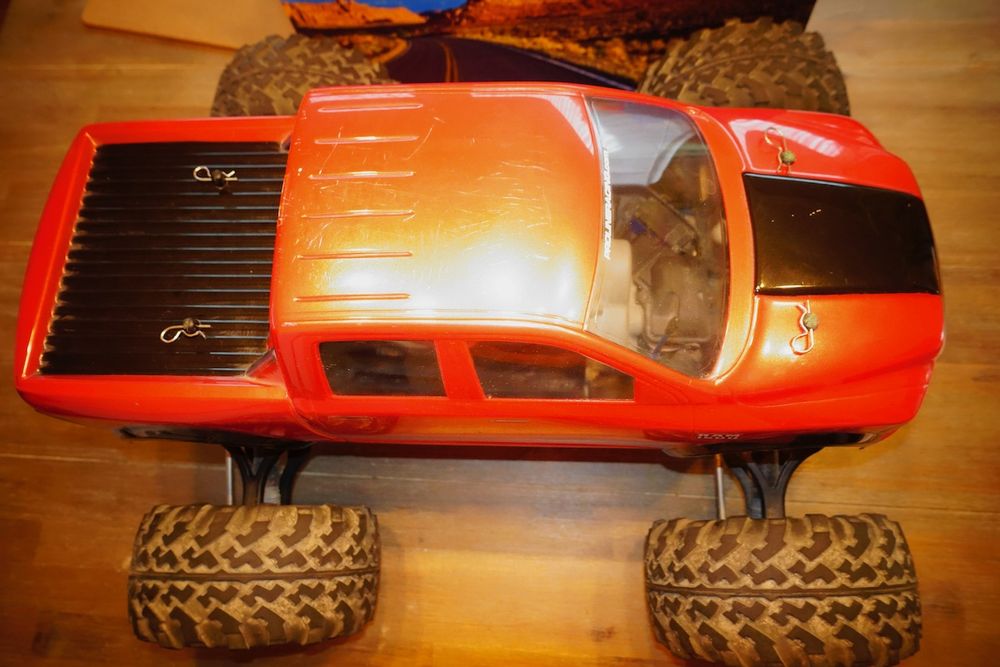 Traxxas E-Maxx 4x4 Brushless 1/8 Dodge RAM (Gebraucht) in Engelburg für ...