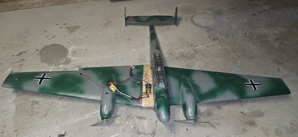 RC Flugzeug Messerschmitt 210 mit Motoren Servo Regler | Kaufen auf Ricardo