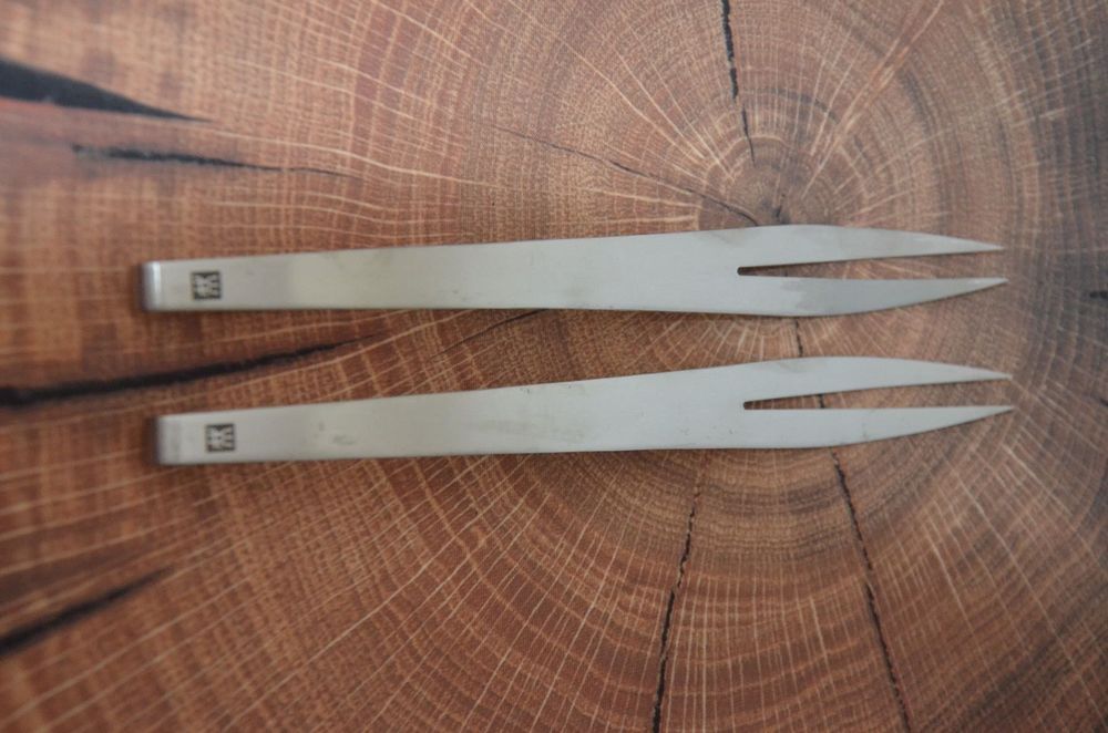 2 SPEZIELLE GABELN DESIGN (FR 40.00) NEU (Neu (gemäss Beschreibung)) in ...