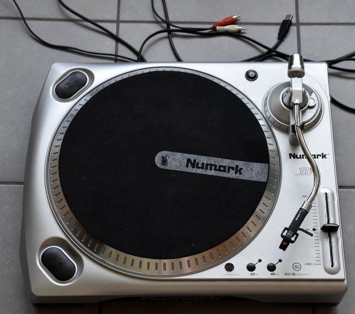 Numark TTUSB – Plattenspieler mit USB tourne-disque (Gebraucht) in ...