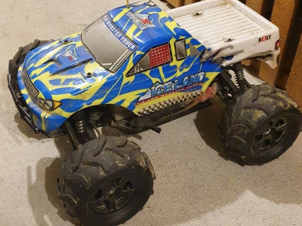 Diverse RC Benzin Autos + Elektro Heliko | Kaufen auf Ricardo