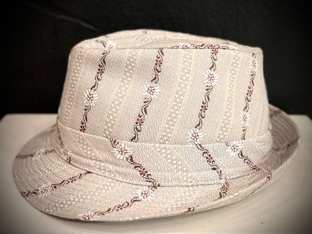 Herrenhut mit Edelweiss-Muster von Risa (Neu (gemäss Beschreibung)) in ...