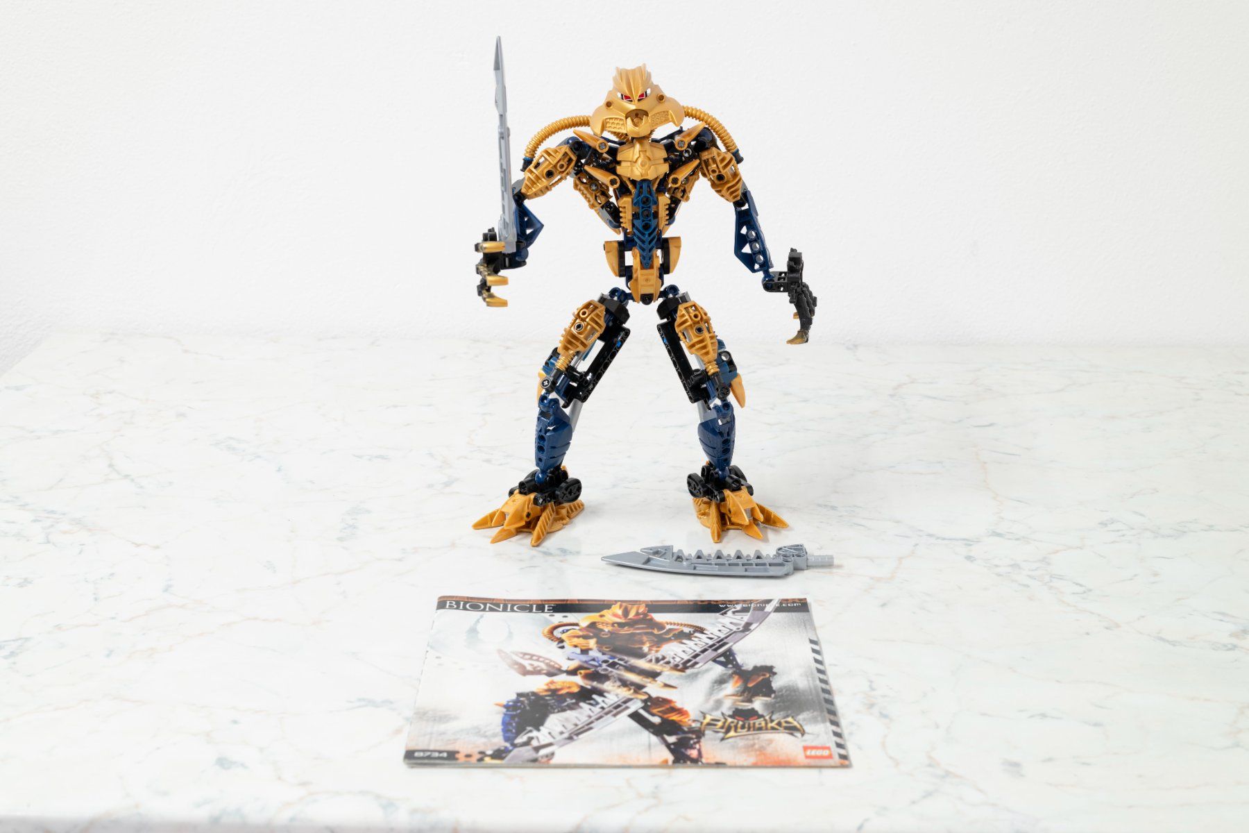 LEGO Bionicle 8734 Brutaka 2006 (📖) (weapon piece broken) (Gebraucht ...