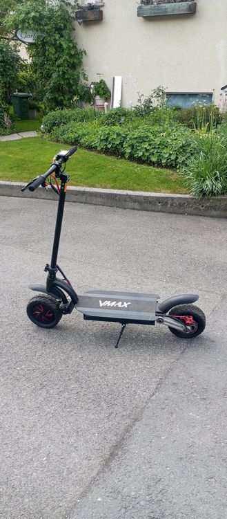 VMAX VX2 ST Limited Edition E-Scooter (Defekt) in Salez für CHF 1 – nur ...
