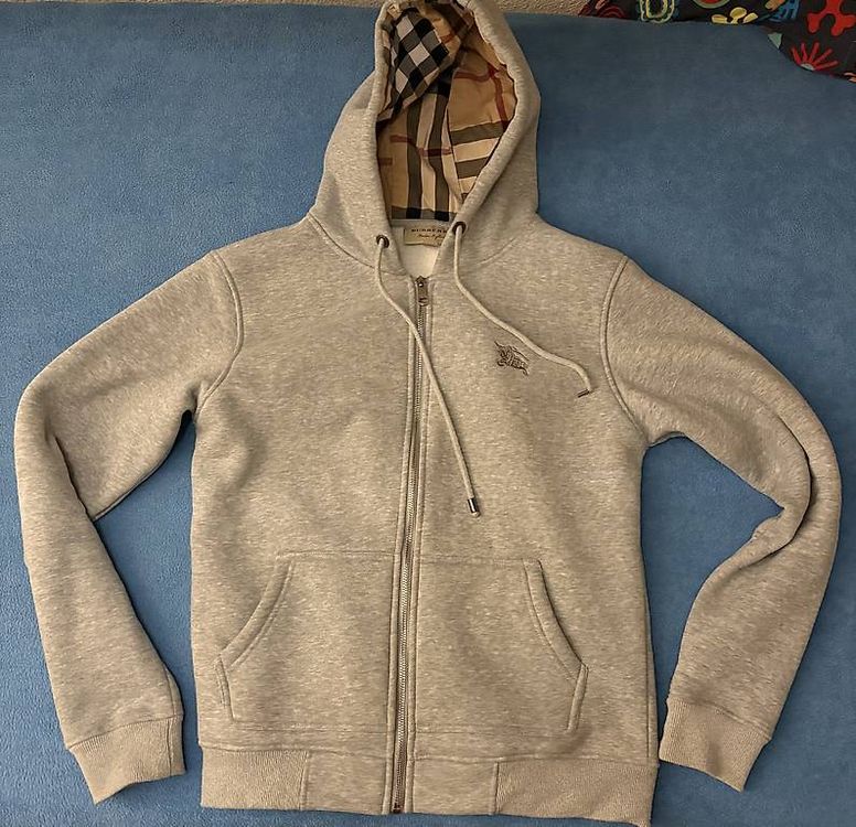 Burberry Zipper gr.S 1:1 (Gebraucht) in Fislisbach für CHF 70 – mit ...
