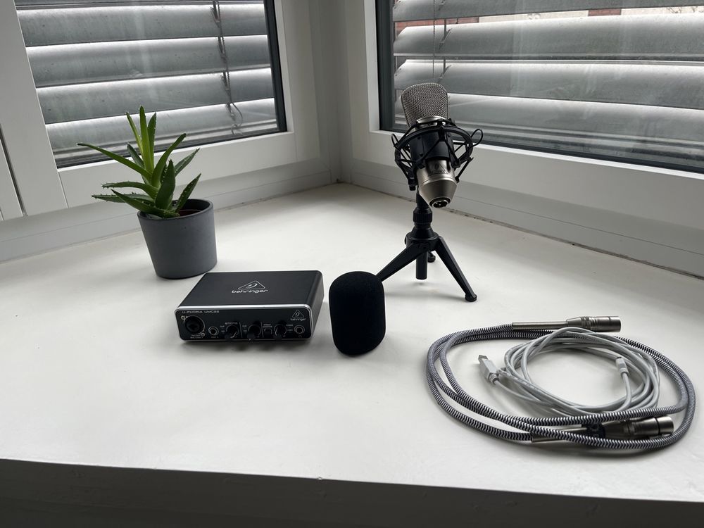 Behringer UMC22 XLR Interface + Behringer B1 Microphone (Gebraucht) in ...