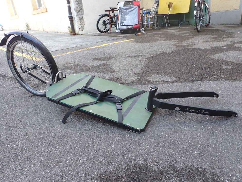 Veloanhänger (Gebraucht) in Biel/Bienne für CHF 75 – nur Abholung auf Ricardo kaufen