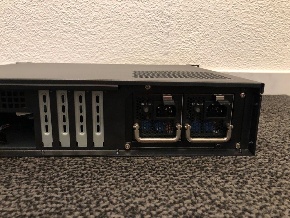 Servergehäuse + Netzteil (Fortron Twins PRO 900W) + Lüfter (Gebraucht ...