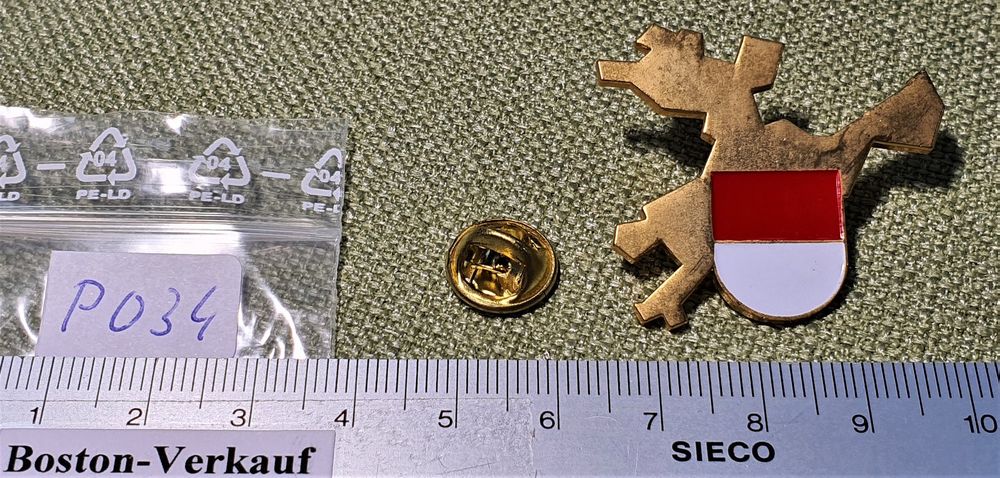 P034 - Pin Wappen mit Kantonsgrenze - Solothurn (Gebraucht) in Reinach BL für CHF 2 – mit ...