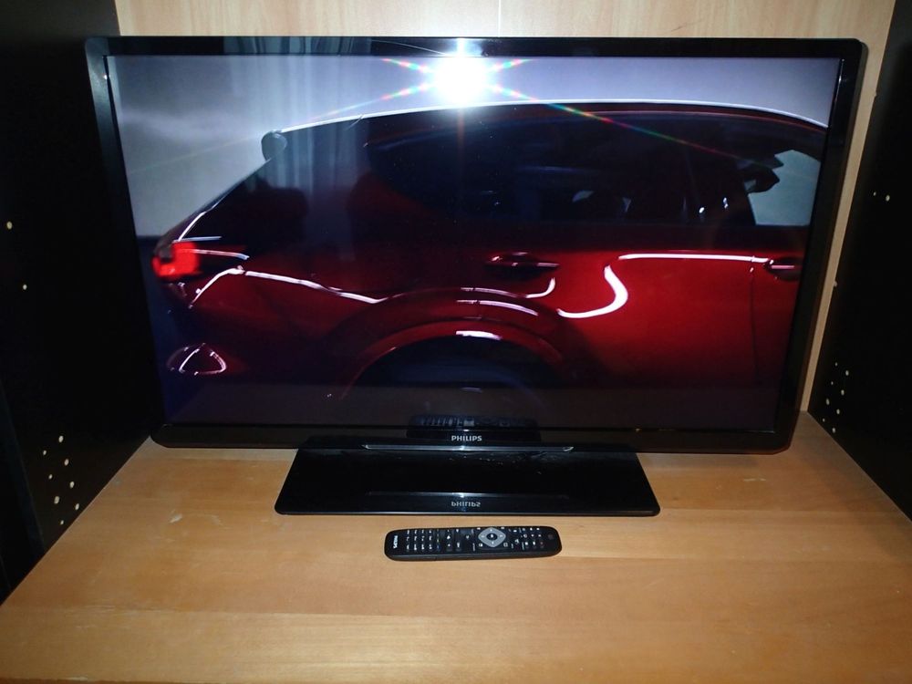 Philips 37PFL4007K/12 37-Zoll Full HD Fernseher | Kaufen auf Ricardo