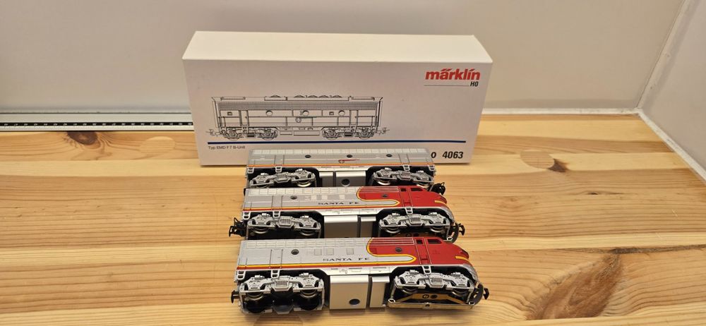 Märklin 4063 33622 40622 General Motors EMD F7 (Neu (gemäss ...