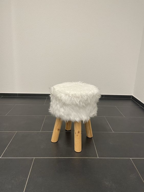Schemel (Neu (gemäss Beschreibung)) in Richterswil für CHF 5 – nur ...