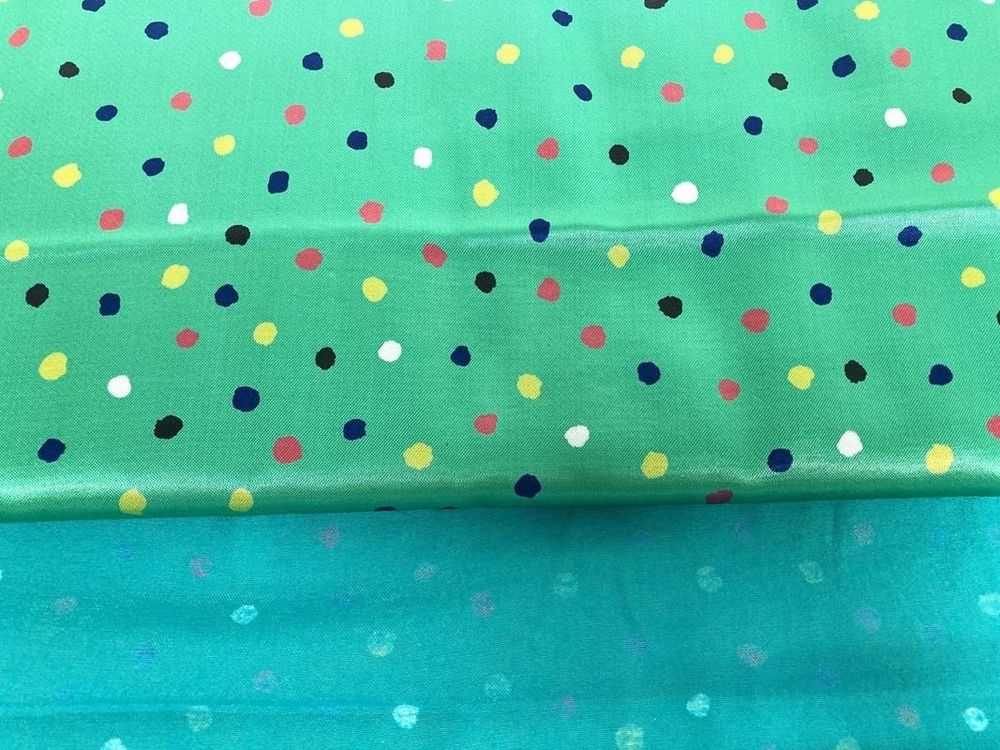 Restenstoff Viscose B 90 x grün getupft - Preis 5 Meter (Neu (gemäss ...