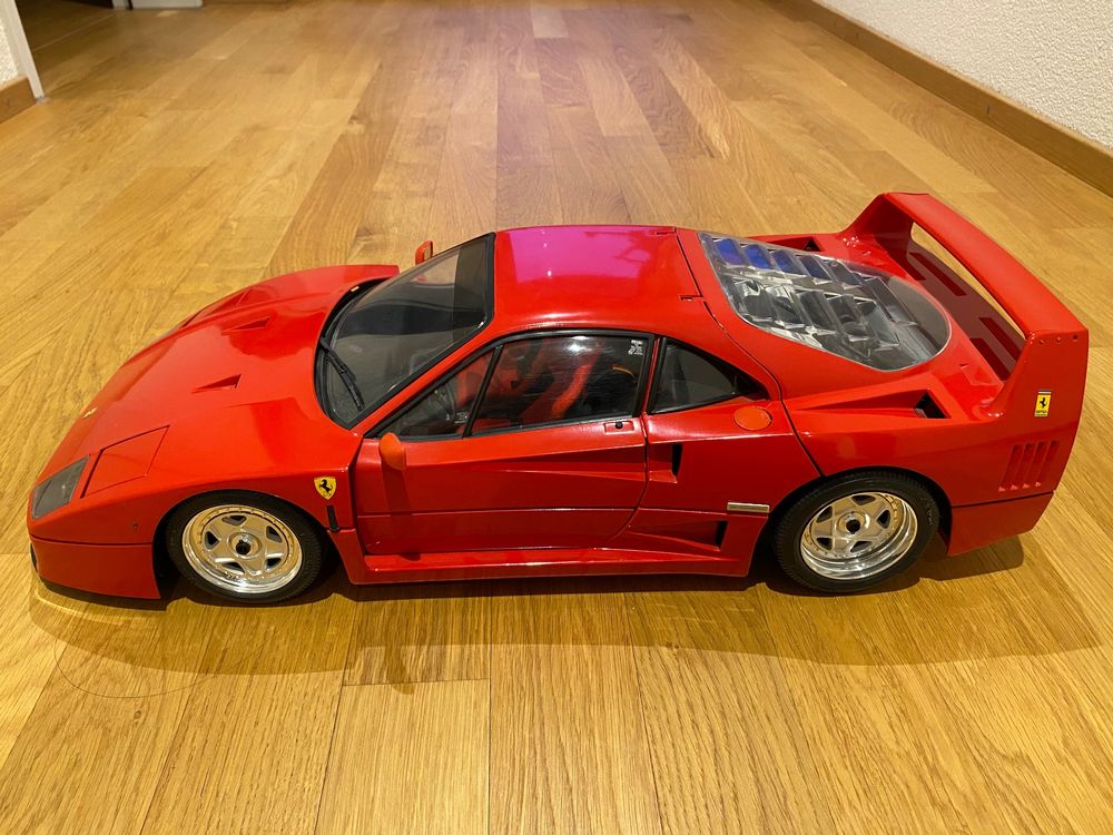 Pocher Ferrari F40 Massstab 1:8 (Gebraucht) in für CHF 350 – nur ...