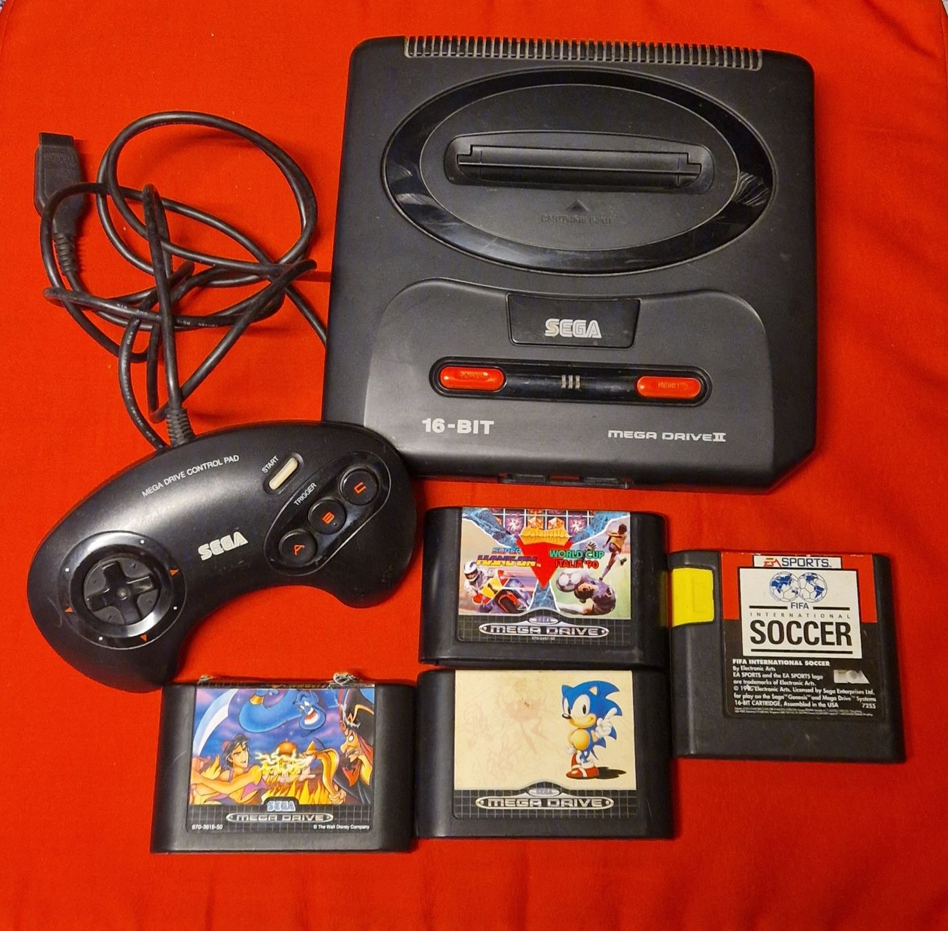 Sega Mega Drive 2 avec 4 jeux - Console Rétro Vintage (Gebraucht) in ...
