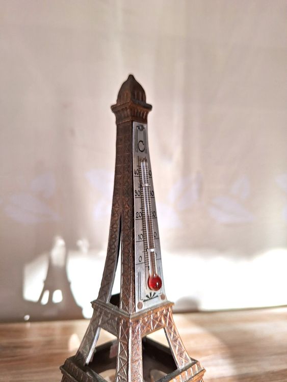 Antiker Eiffelturm Thermometer 1920/1930 Paris (Gebraucht) in Erlenbach ZH für CHF 79 – nur ...
