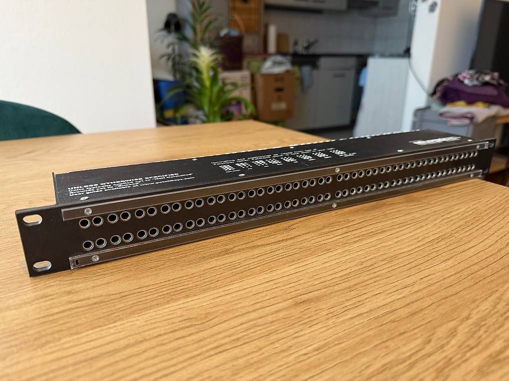 Audio Accessories Shorti Patchbay (2X48 TT TO DB25) (Gebraucht) in ...