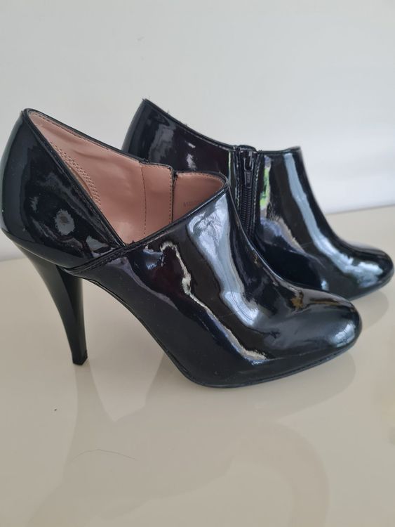 LACK PUMPS SCHWARZ GR.40 (Gebraucht) in Steg im Tösstal für CHF 14 ...