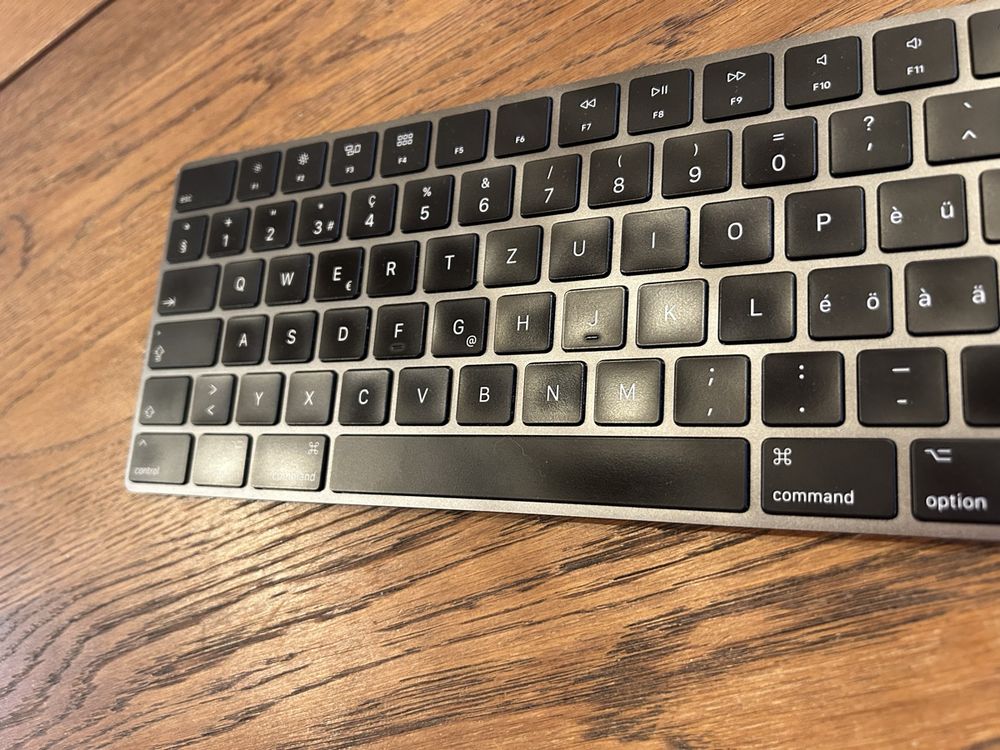 Apple Magic Keyboard Space Grey | Kaufen auf Ricardo